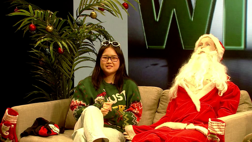 HAPPY HOLIDAYS! The Grinch x Season Reflection - CTV Plus Australia