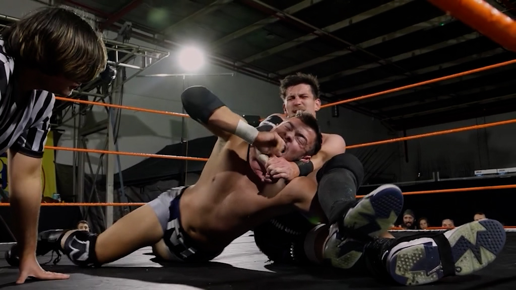 "The Slim Reaper" Mike Kaos VS "the Golden Child" Nate Hunter & "The ...